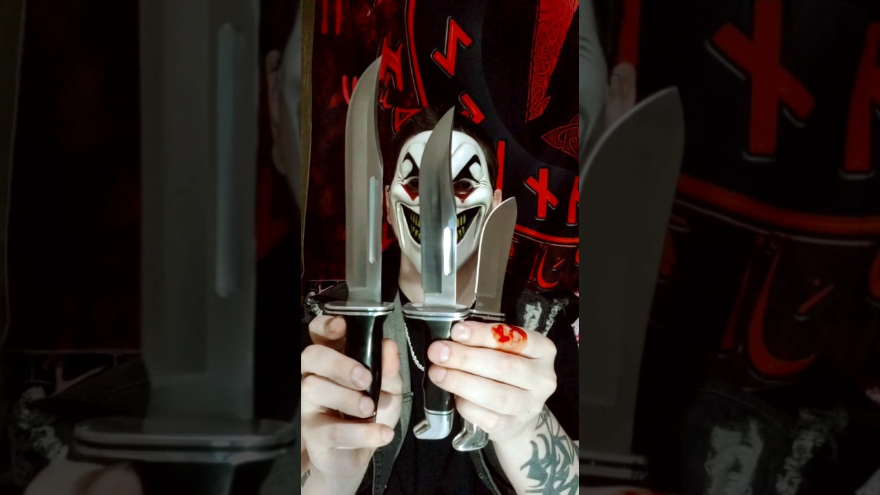 Buck 103, Buck 119 and Buck 120. Always be careful when handling knives ...