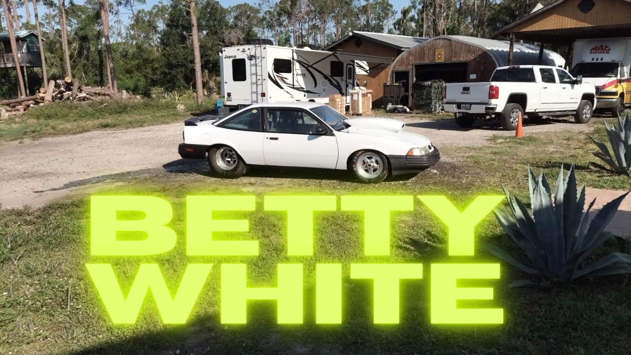 Betty whites debut at showtime dragway - YouTube