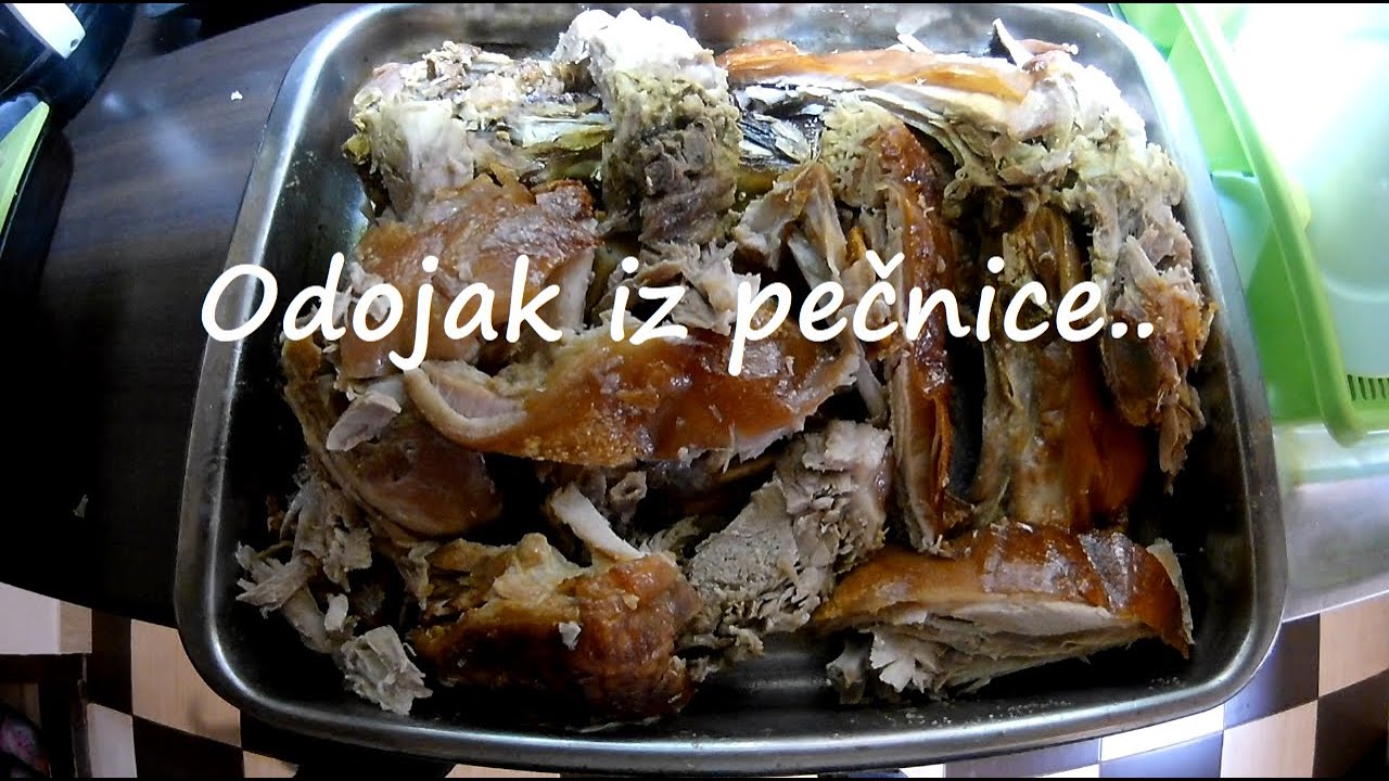 Odojak pečen u pečnici - YouTube