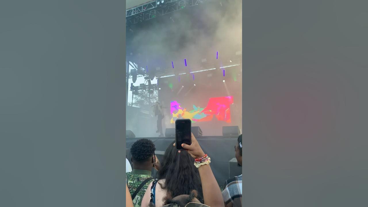 BKTHERULA- LEFT RIGHT (LIVE) #concerts #live #music #bktherula - YouTube