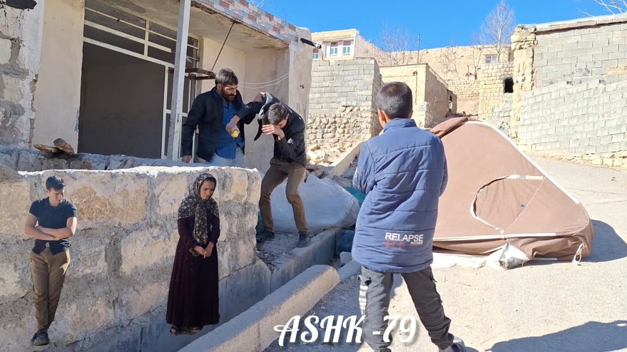 Throwing Yasin out and Yasin's unknown answer to Kausar - YouTube