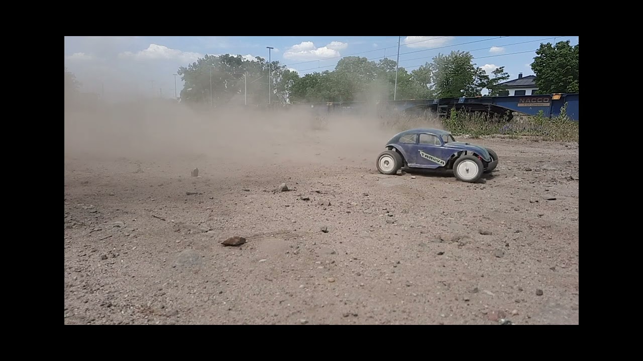 Tamiya DF 02 / Brushless n' Dusty - YouTube