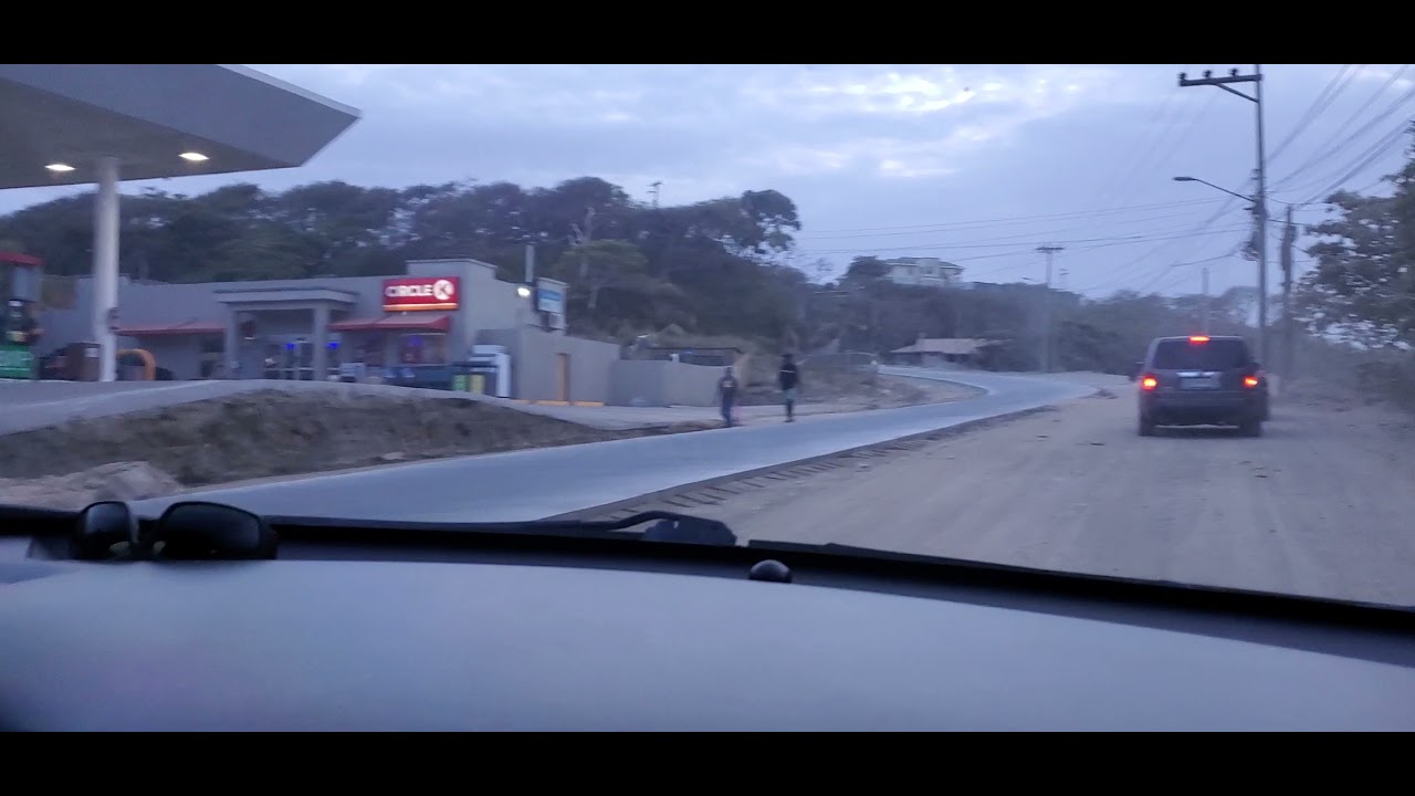 current road construction Los Fuertes Roatán Honduras - YouTube