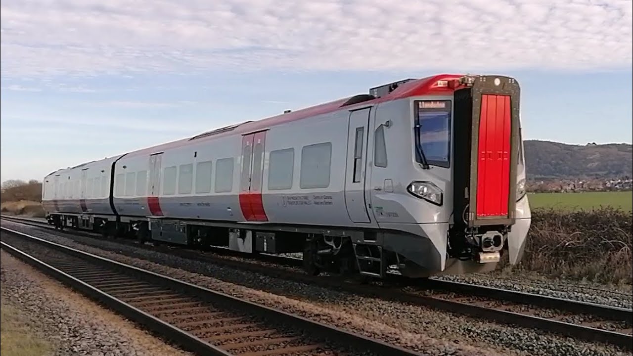 06/02/23 - Class 197 - 197009 - Manchester Airport to Llandudno - YouTube