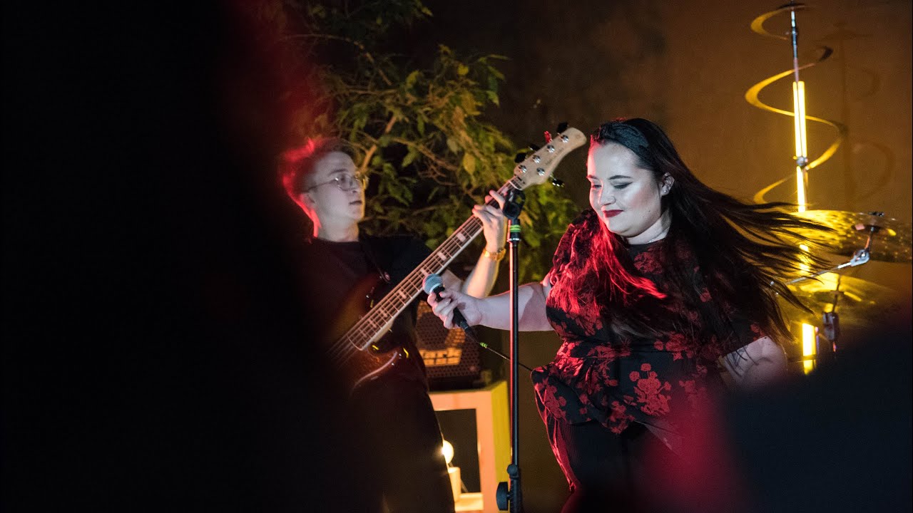 Sara Laska - Unholy Games // Idziemy na solo! vol. 3 - YouTube