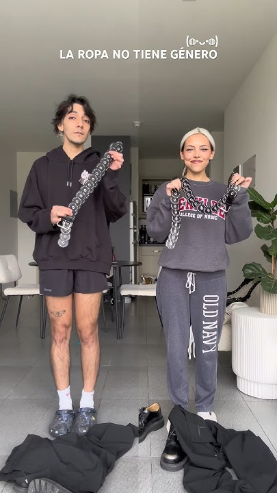 La ropa no tiene género #grwm #outfitideas #moda #fashion #ootd #novios #couplegoals # ...