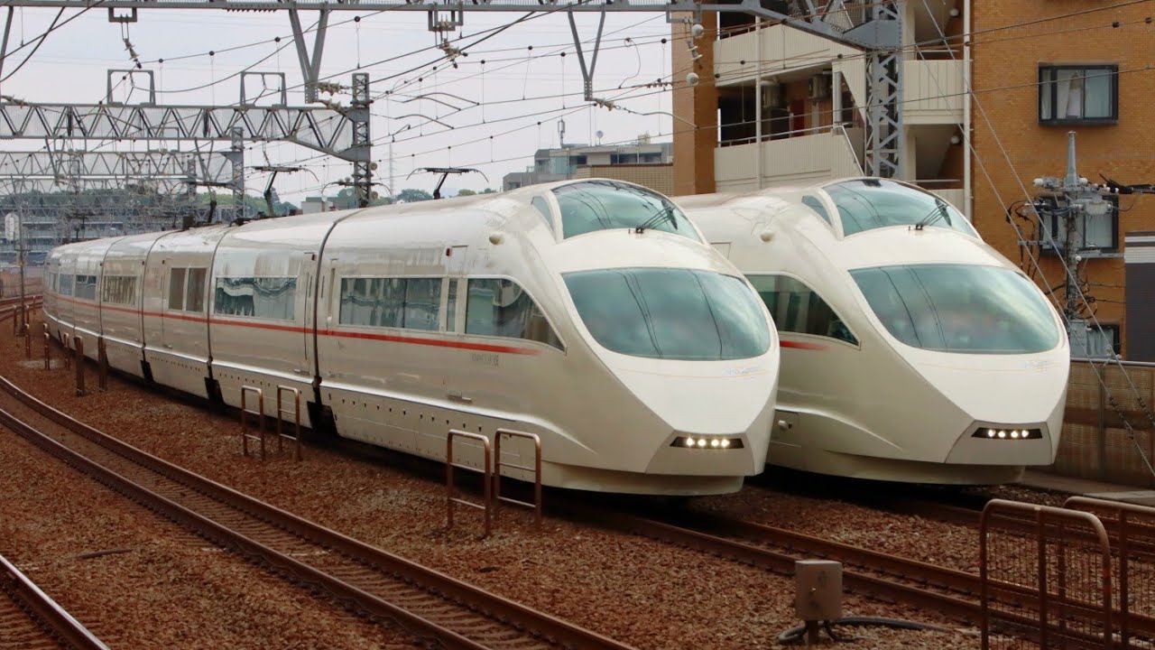 【小田急】VSEツアー 名場面【併走、上下同時発車など】 - YouTube