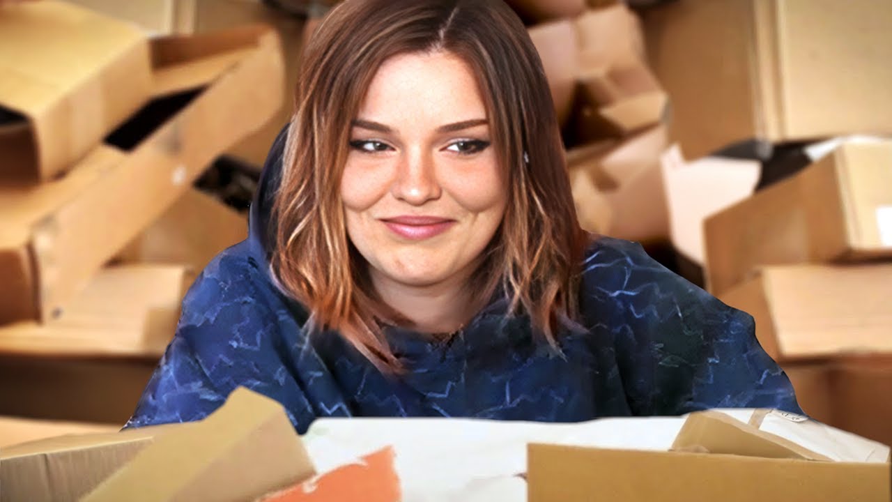 I Let My Stream Send Me ANYTHING.. - YouTube