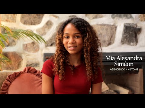 Mia Alexandra Siméon | Démo de jeu - YouTube