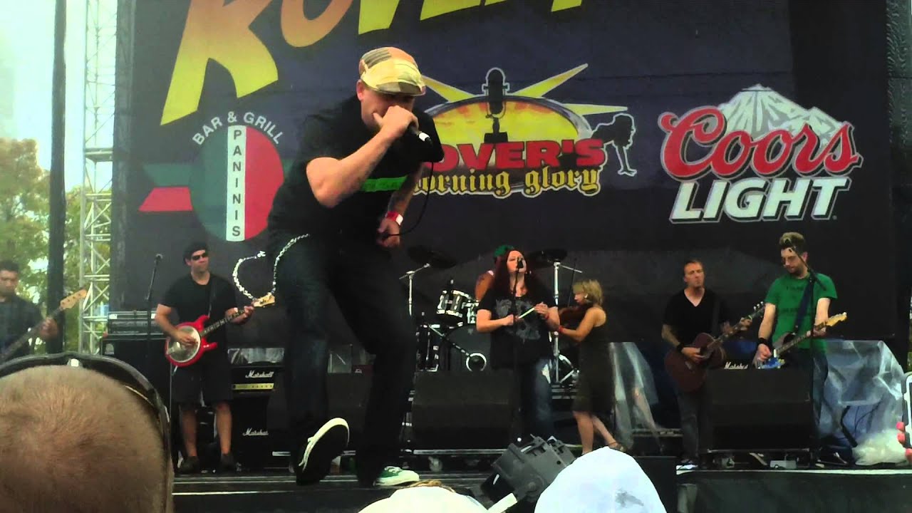 CRAIC performing Irish Rover at Roverfest 2013 - YouTube