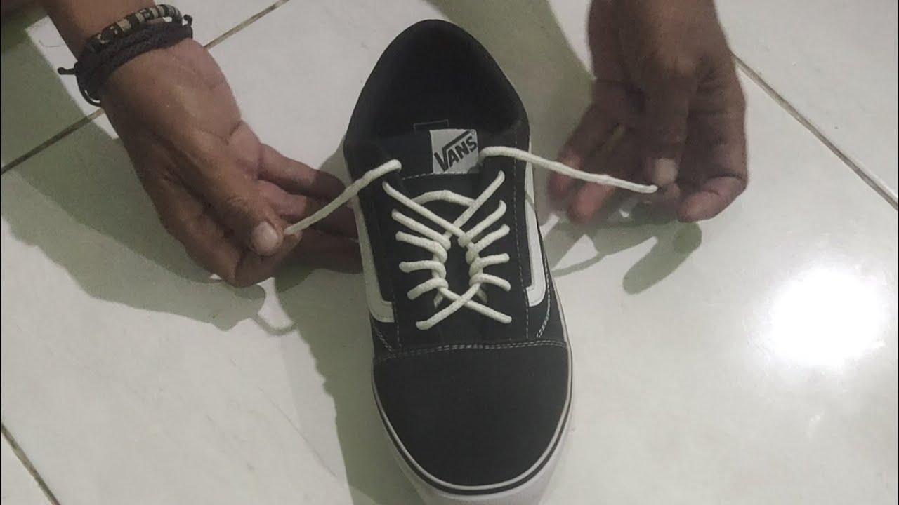 AMAZING METHODE CARA MEMASANG TALI SEPATU SARANG LABA -LABA‼️ - YouTube