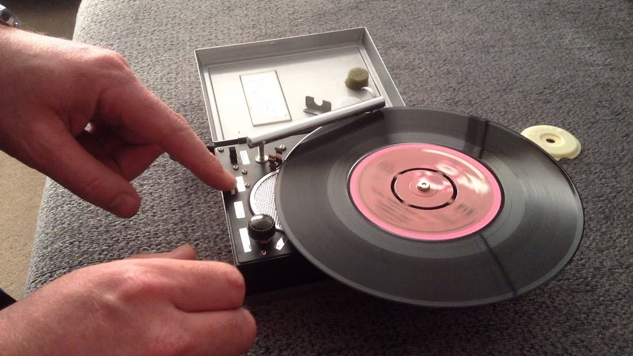 Answer pretty phonograph pocket battery micro record player - YouTube