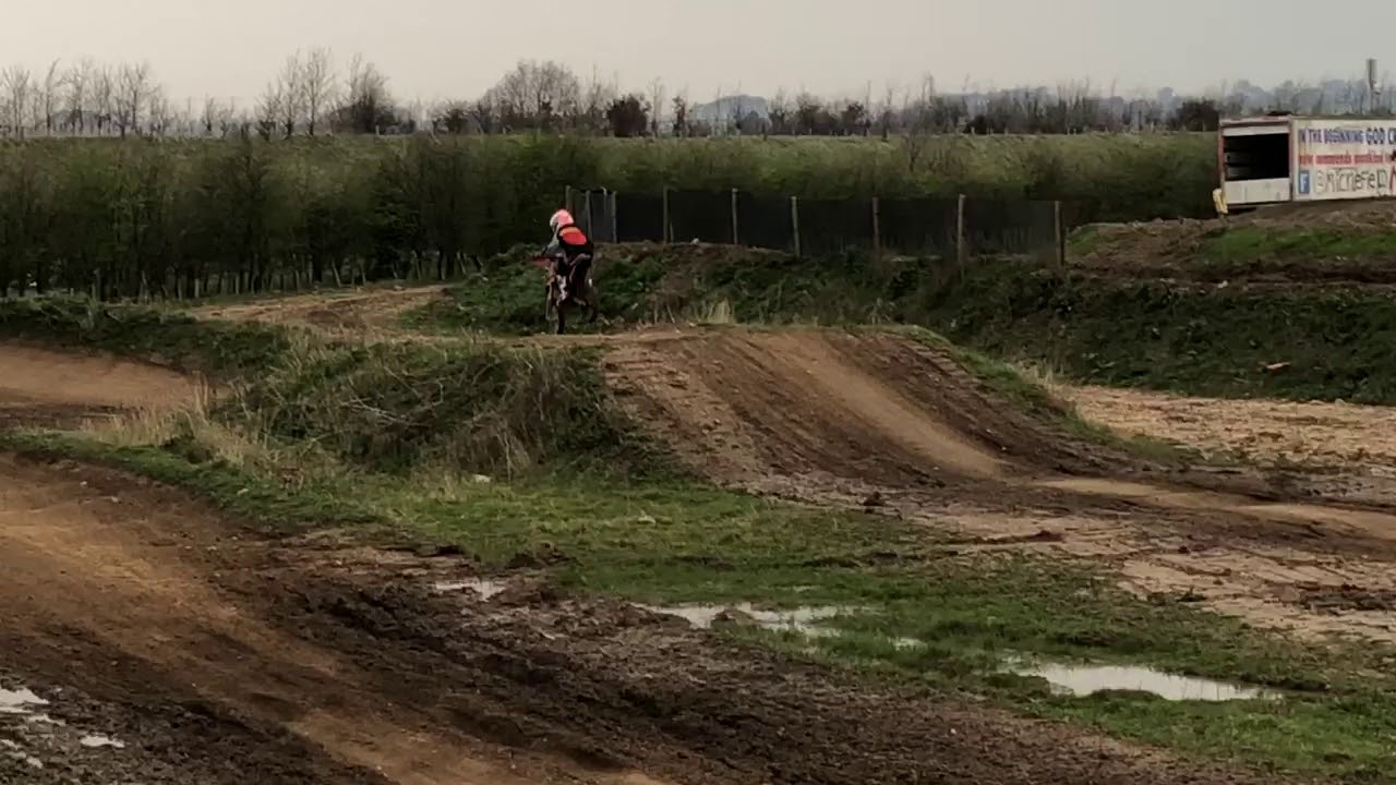 Micklefield MX kids track 15/04/18 - YouTube