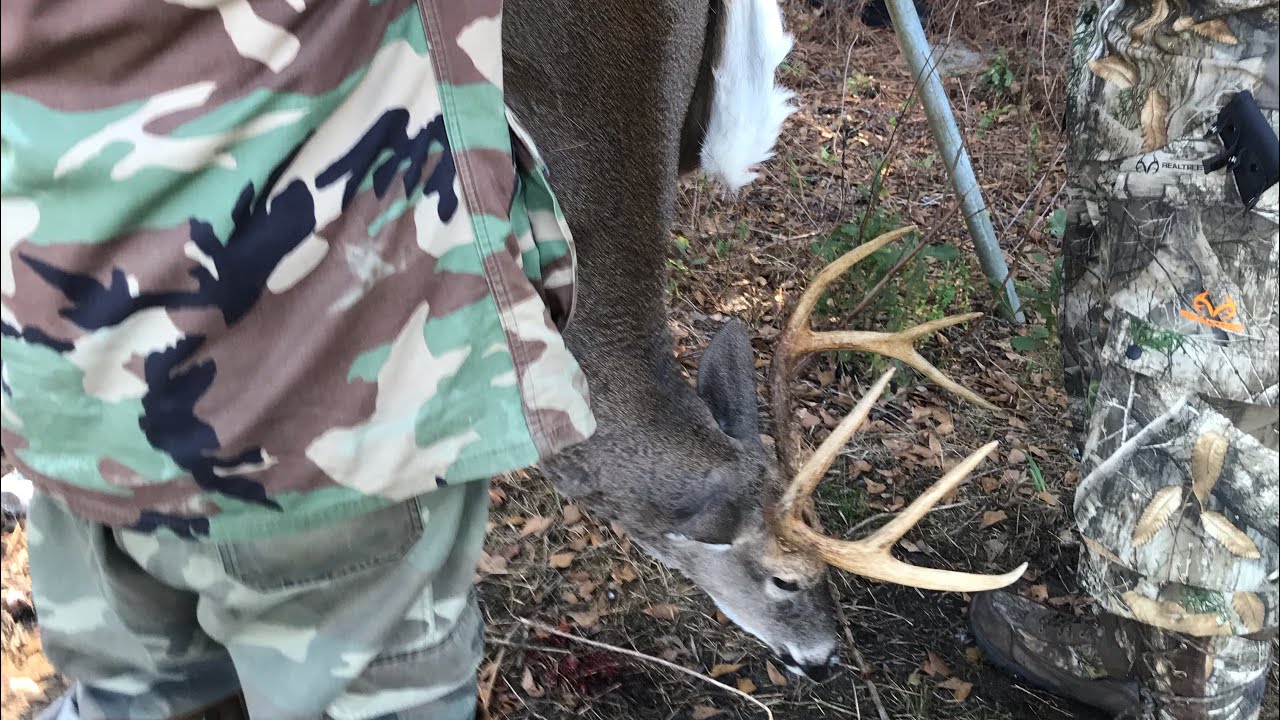 Deer hunting story - YouTube