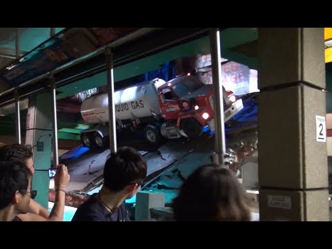 Earthquake Ride at Universal Studios Hollywood - YouTube