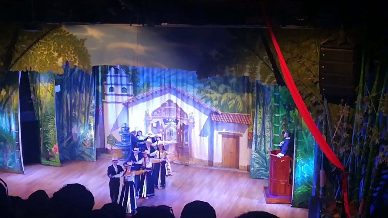 Show el parque del café - YouTube