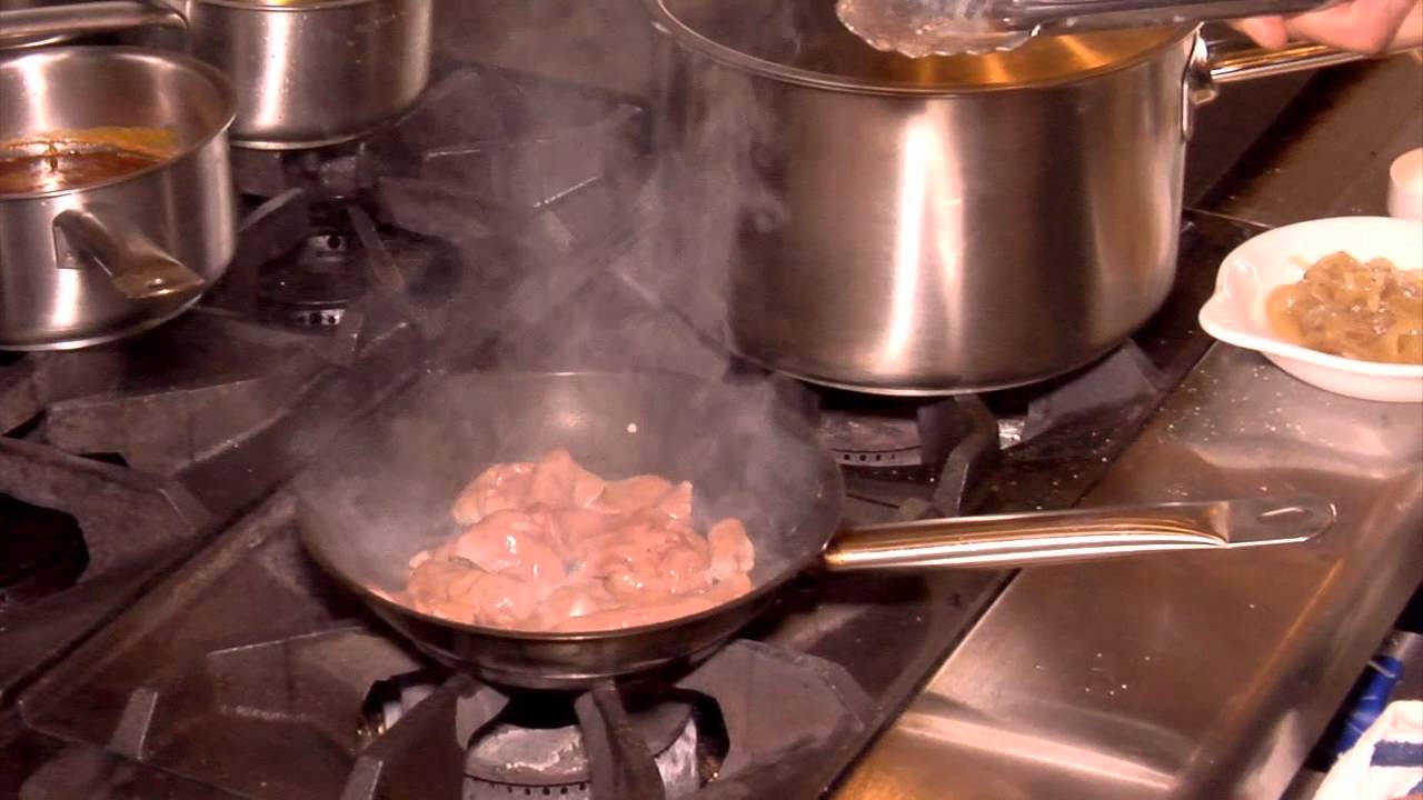 Salumeria 104 - Fegato alla veneziana from chef Angelo Masarin - YouTube