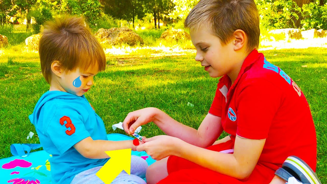 The Boo Boo Story from Slava and Leo - YouTube