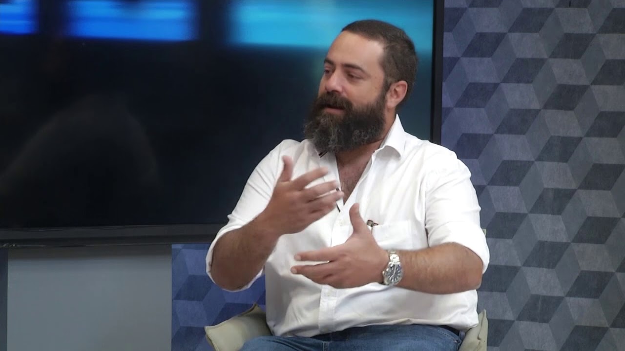 David Fernández de Cevallos habla sobre las dietas. - YouTube