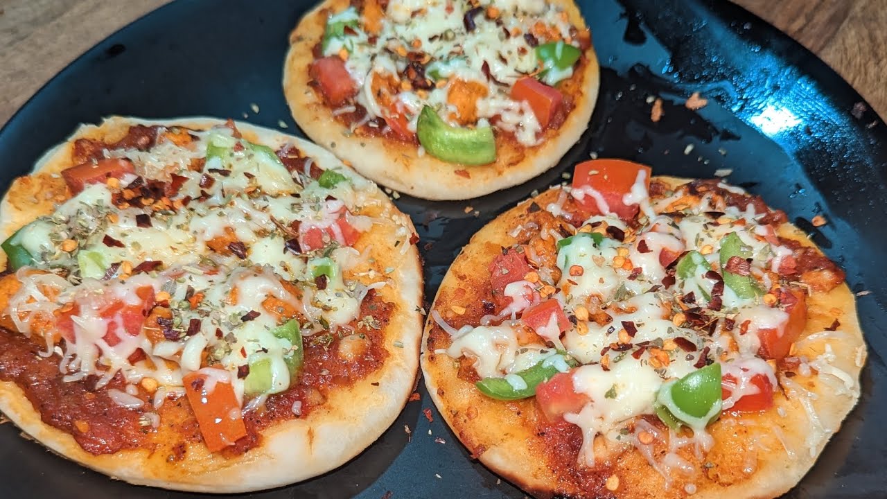 Tandoori Mini chicken pizza | mini pizza Bites | Homemade soft pizza 🍕🤤 ...