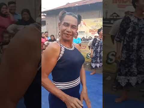 AKSI GOKIL lomba 17 agustus bapak bapak pakai daster