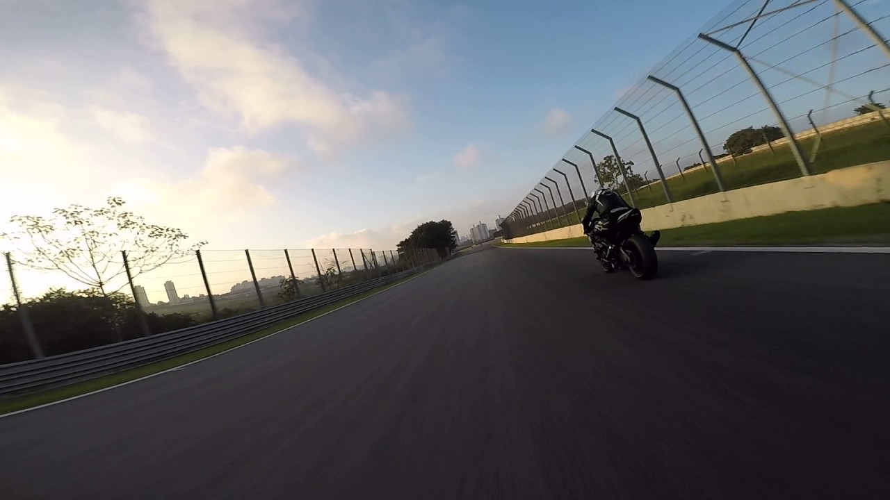 Track Day Interlagos André e Alex - YouTube
