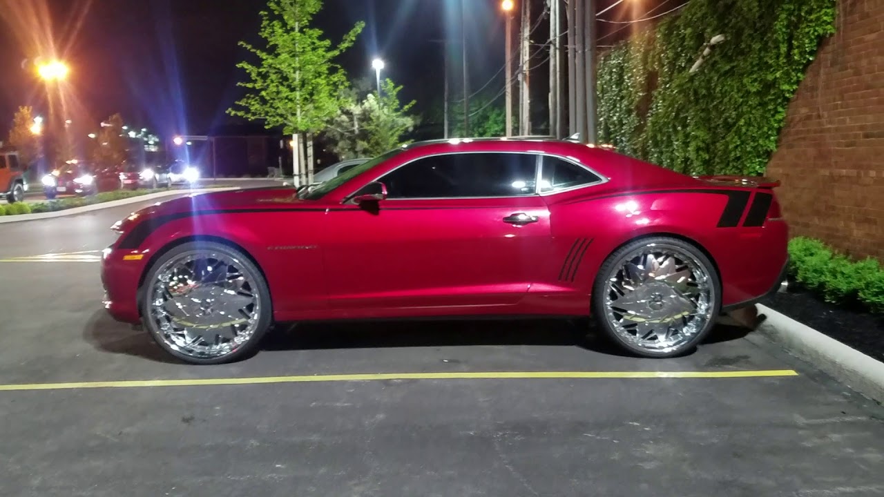 Camaro on dub dazer 26s - YouTube