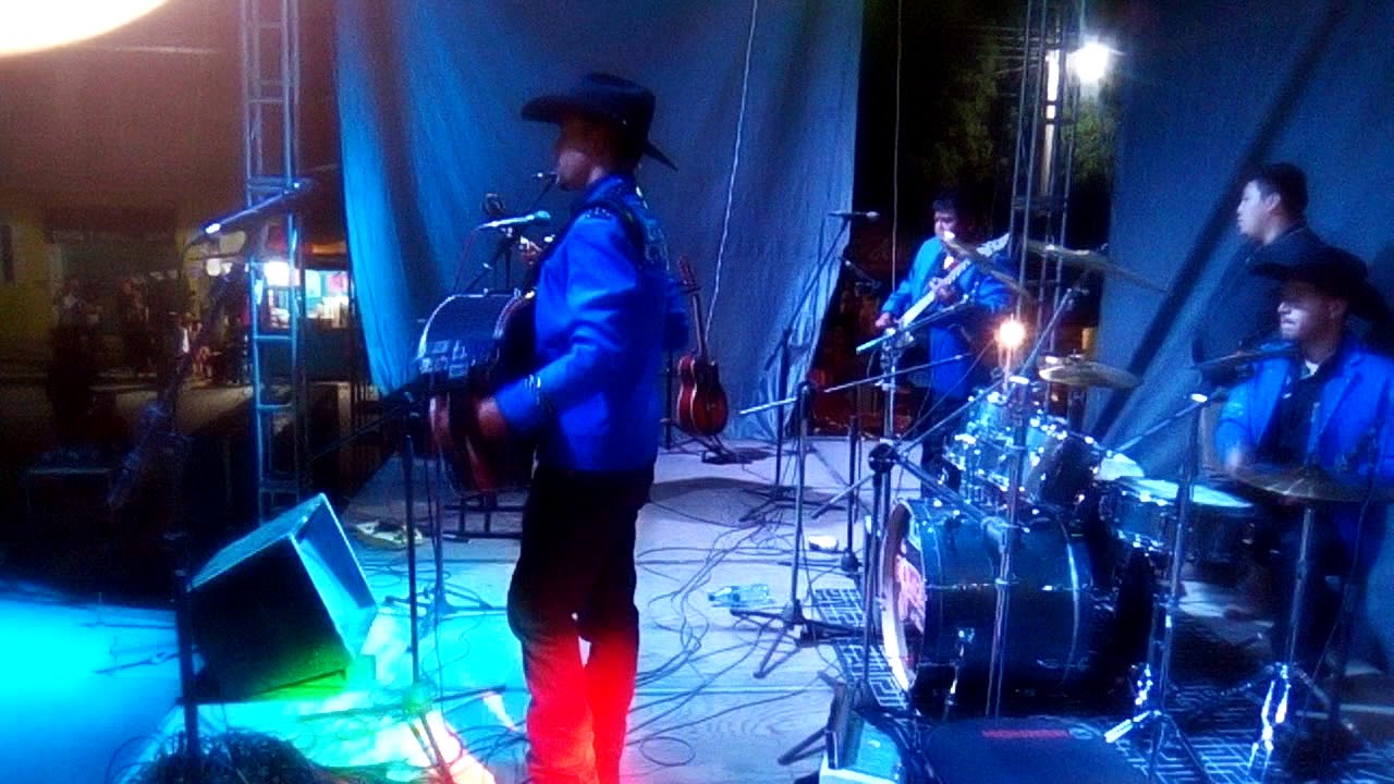 Los compas de morelos en san isidro apango pochutla - YouTube