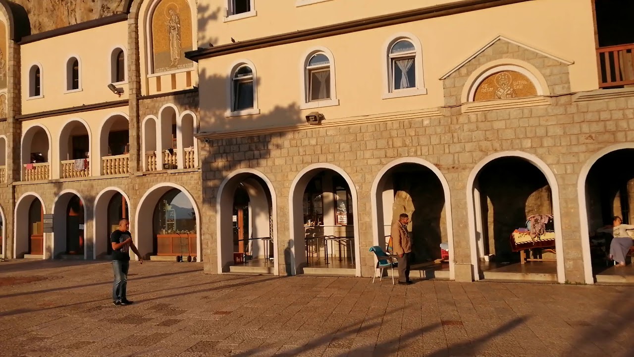 Μοναστήρι Οστρογκ Μαυροβούνιο - Manastir Ostrog Crna Gora - YouTube