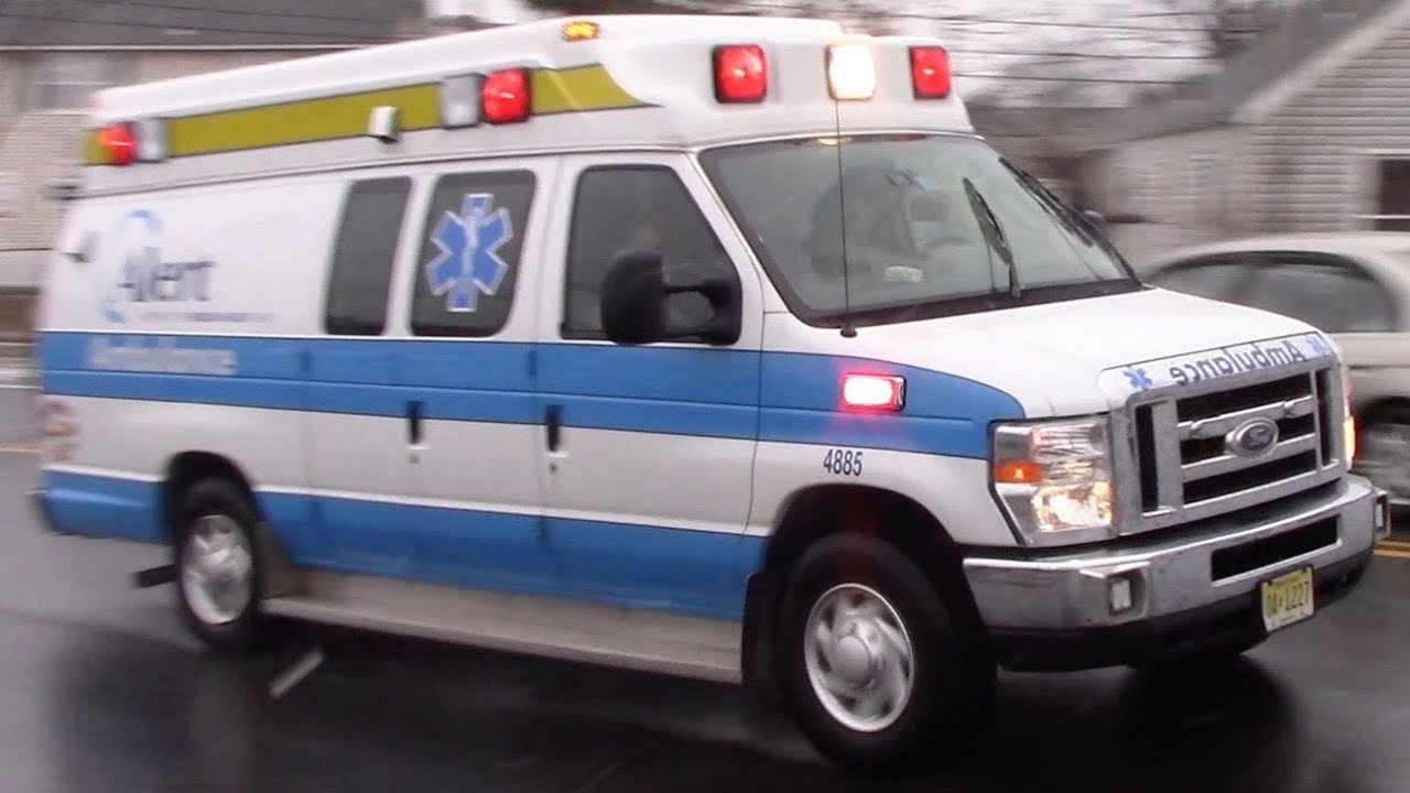 Alert EMS Ambulance 4885 Responding 3-2-18 - YouTube
