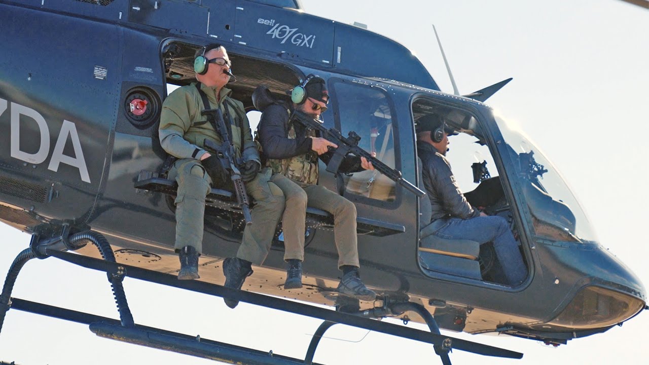 Chill range day shooting from helicopters - YouTube