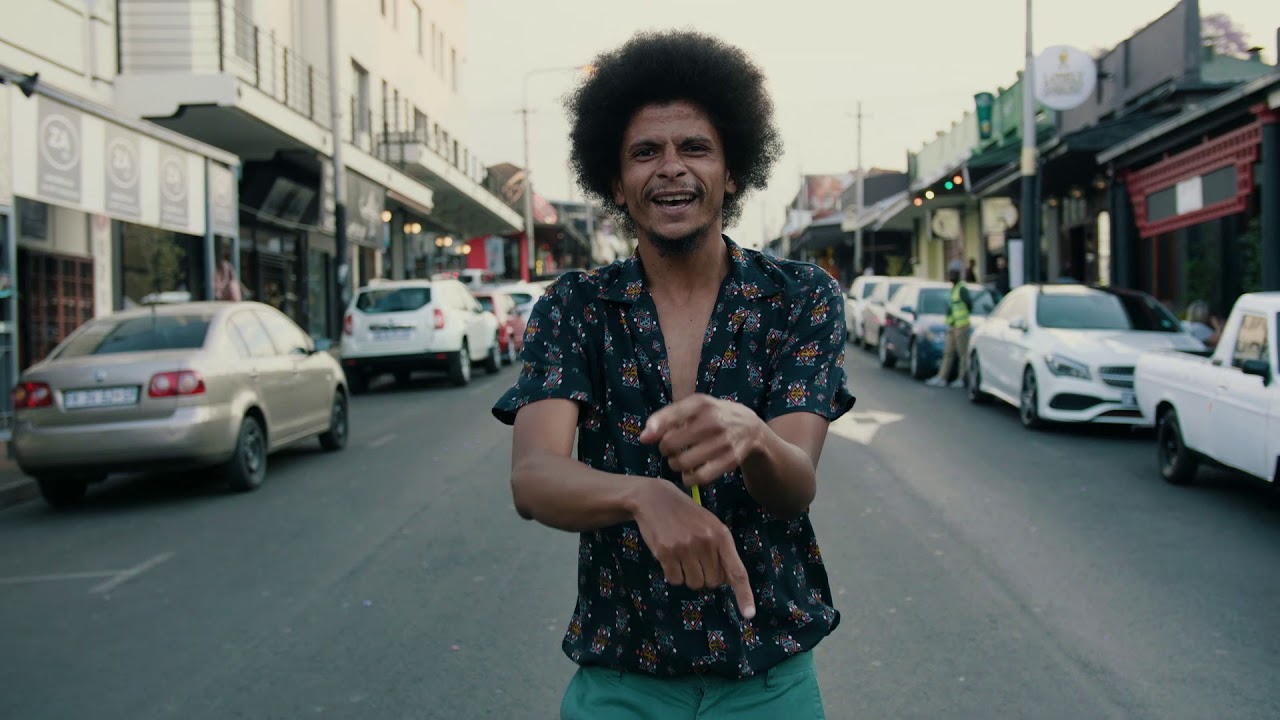 Reggie Peace - MOVE (Official Music Video) - YouTube