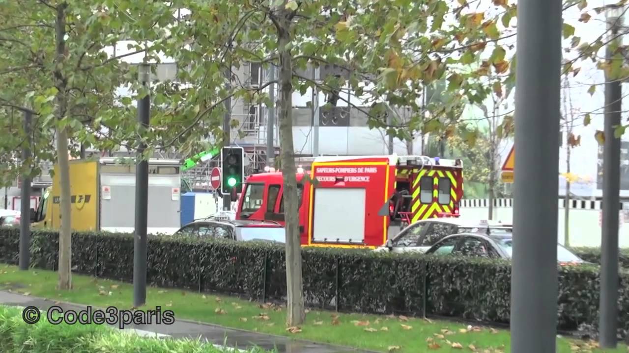 Paris Fire Dept. Rescue Pump // BSPP PS 158 - CS Courbevoie - YouTube