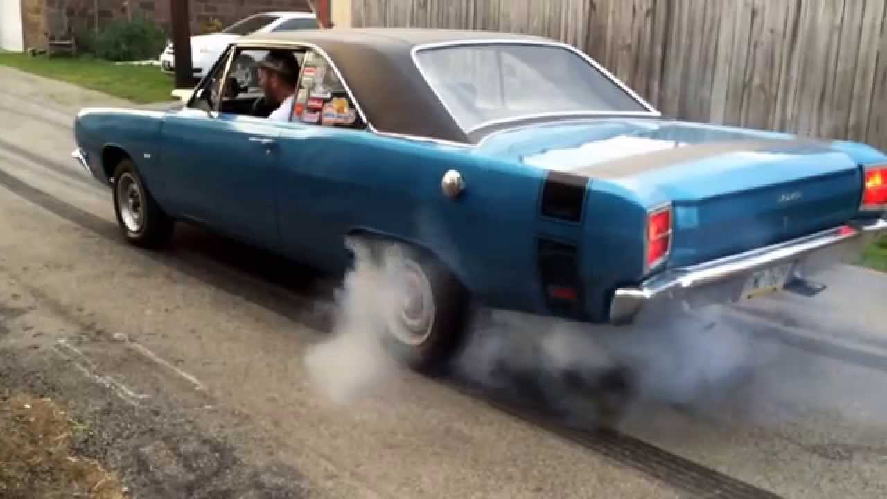 69 Dodge Dart burnout part 2 - YouTube