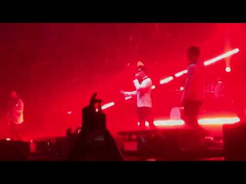 Don Broco // Pretty - Alexandra Palace 11/11/17 - YouTube