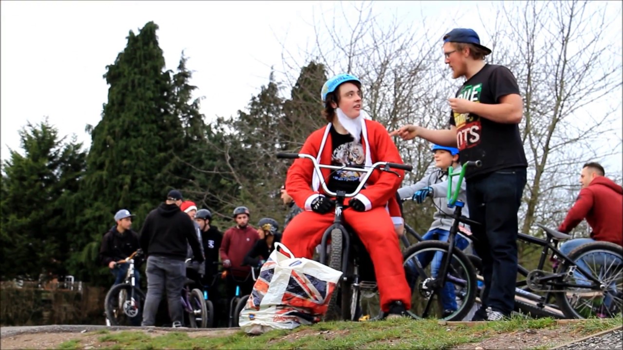 Thrillseekers bmx at solihull pump track - YouTube
