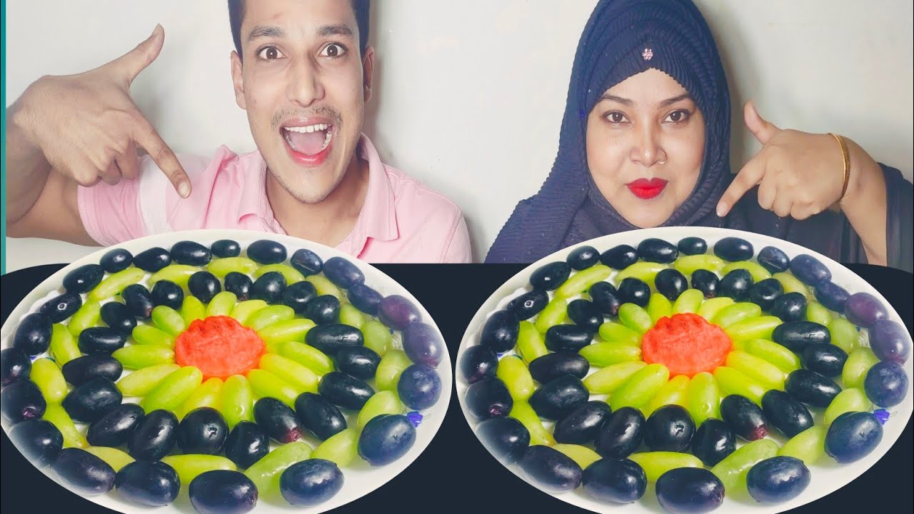 Angoor Eating Challenge | FRUITS EATING COMPETITION | angoor challenge ...