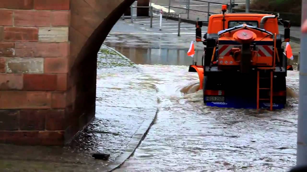 Heidelberg flood - YouTube