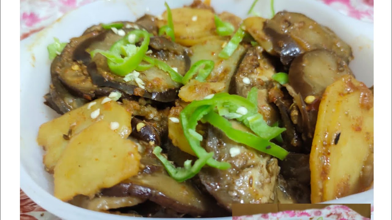 Fried Aloo Began recipe|Masalay waly Aloo began| kitchen with hoori's ...