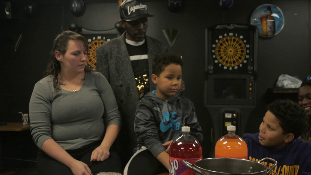 Dysfunctional Thanksgiving Family Dinner - YouTube