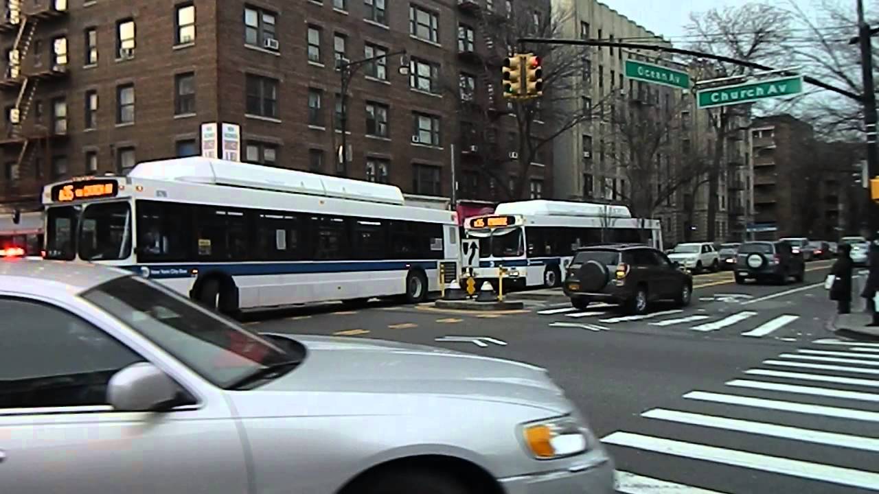 MTA New York City Bus 2011-12 New Flyer Industries C40LF #376 & #249 on ...