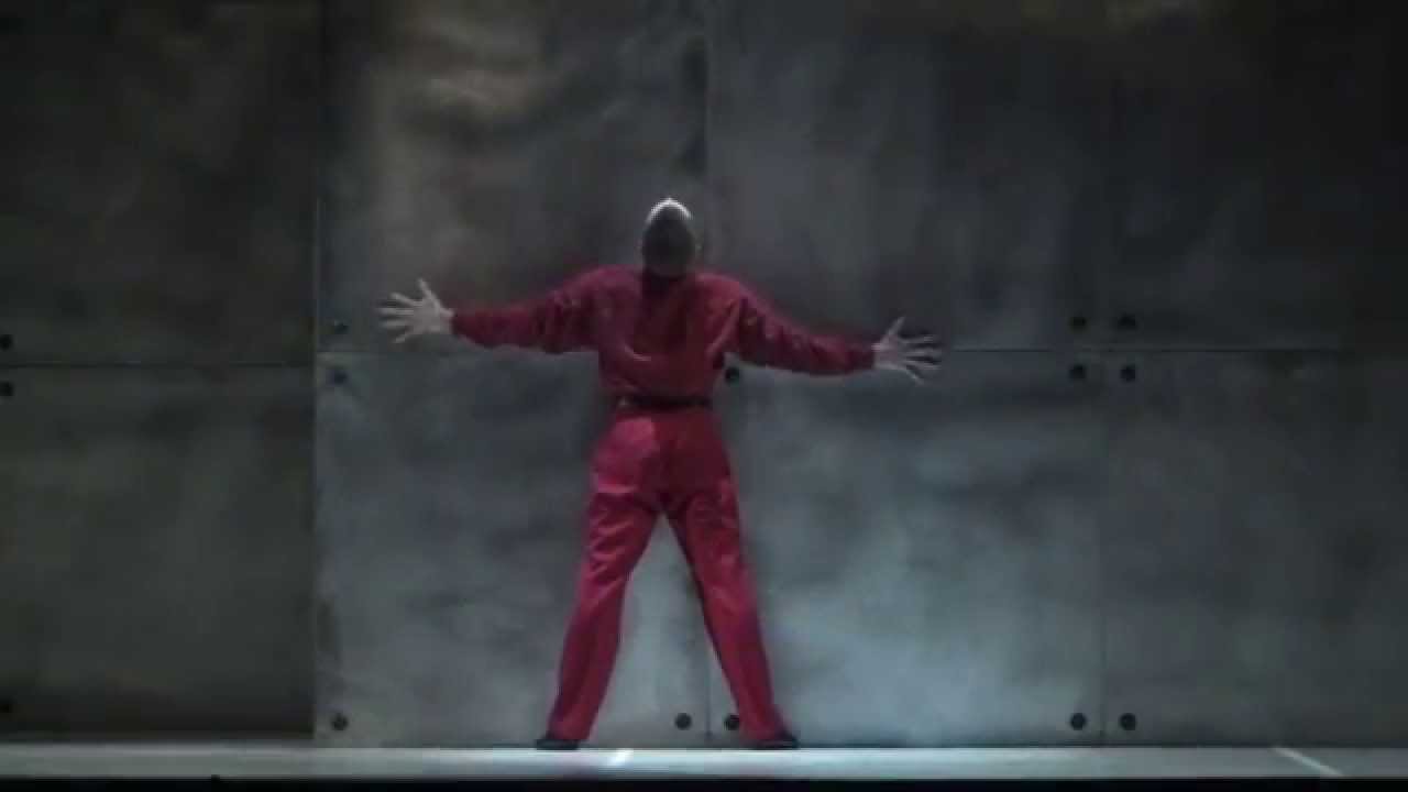 Inside the Studio: The Colors of Hamlet - YouTube