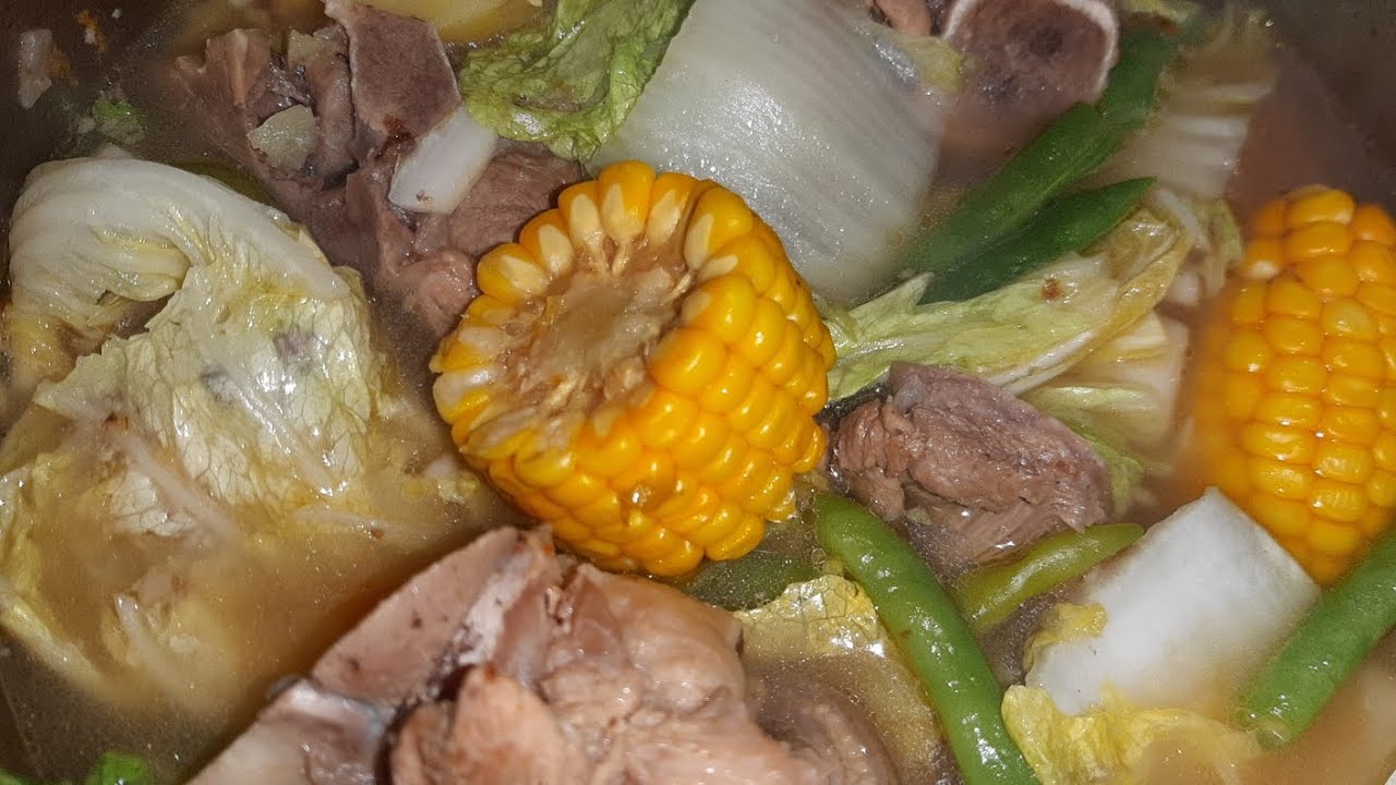 Nilagang Buto-Buto Ng Baboy Ala Bulalo Style (Boiled Pork Soup And ...