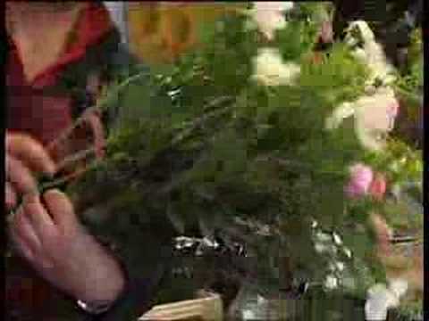 The Wiggly Florist: Flower Feet, not Flower Miles...