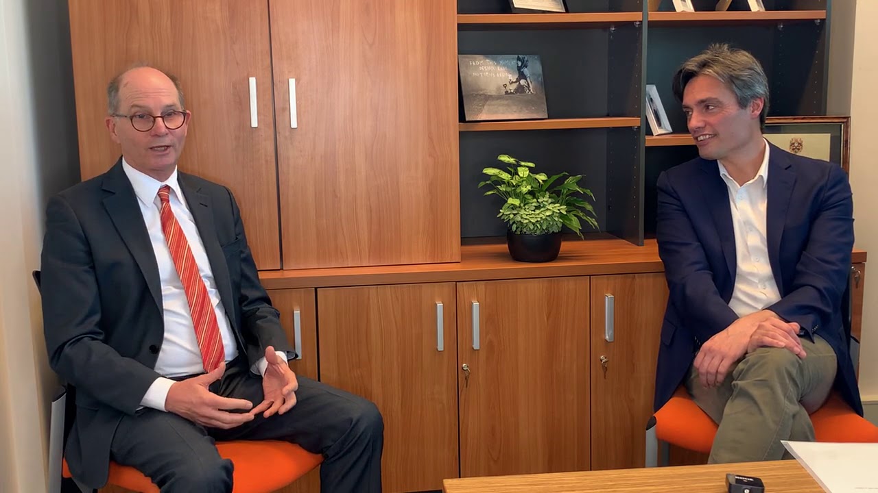 Dr Nick and Professor Paul Kelly - YouTube