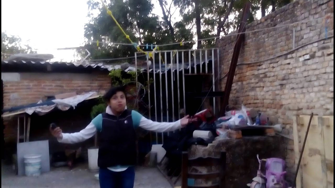 No te rias.... Bregil - YouTube