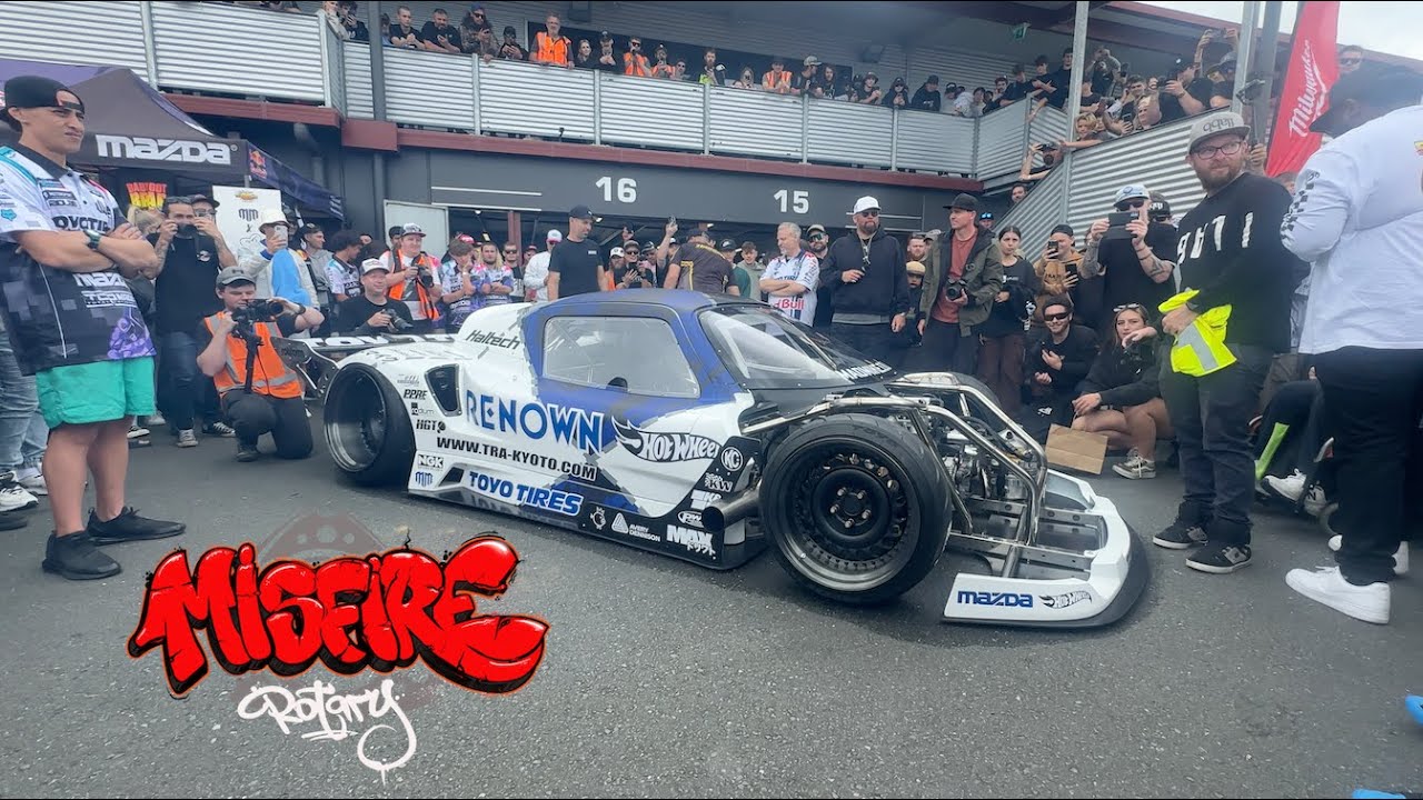 Worlds first 5 ROTOR startup 787b SOUNDING - YouTube