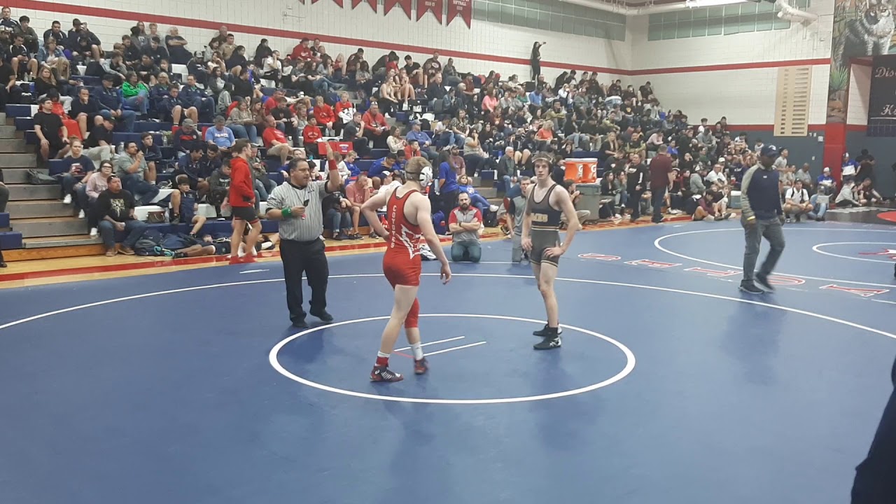 SMHS Wrestling 2019-2020 Jack Elliott Brad Jones 4th Round - YouTube