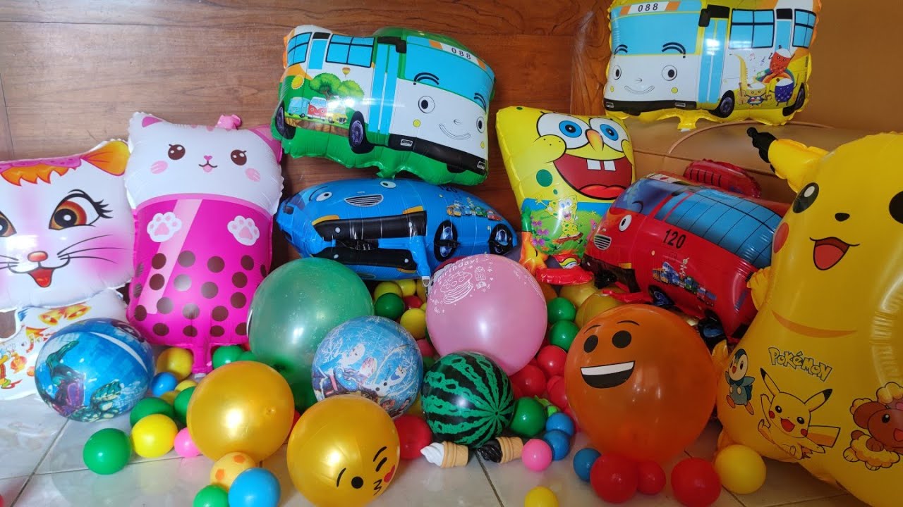 serunya ada banyak mainan balon karakter, balon meletus, dan bola bola ...