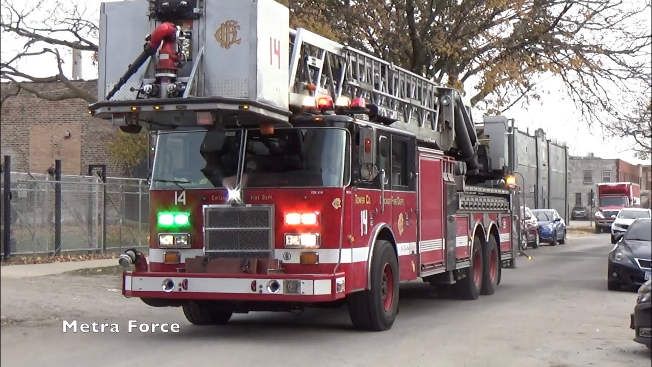 Chicago Fire Dept Tower ladder 14 (spare) Responding - YouTube